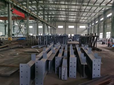 Cina La immersione calda di verniciatura ha galvanizzato le costruzioni ad intelaiatura d'acciaio progetta il pollame della tettoia del granaio di mucca in vendita