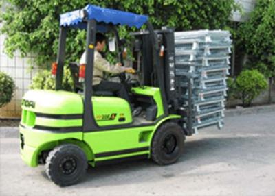 Cina Finitura in zinco rigida rete di filo laminato gabbia pieghevole con freni a piedi / lanci in vendita