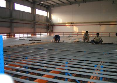 Cina Pavimenti industriali in acciaio in polvere con passerelle per magazzini in vendita