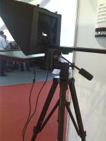 China Studio School 17 Inch Foldable Reflector Studio Teleprompter For Broadcast School for sale