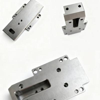 China Precision Milling Machines and CNC Machining Centers Automotive New Energy Vehicles Processing and Deep Drawing Forming Dies for sale