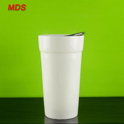 China Creative gift white double wall porcelain cup with lid suit for sale