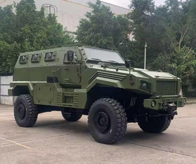 Get the Military Armoured Vehicles with 11500kg Curb Weight and 7100mm LWH at CXXM