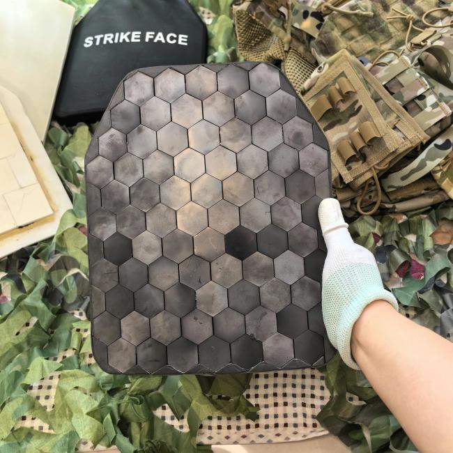 Customized Size,Thickness,Corner cuts,Single-curved or Multiple-Curved,PE or Aramid III & IV tactical plates protect