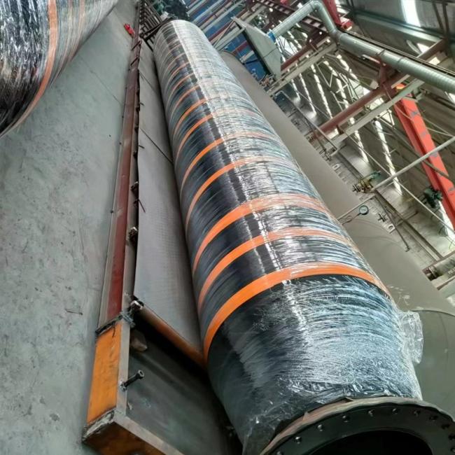 Floating dredge hose installation example