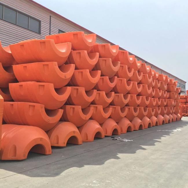 Multiple Hose Floats supporting pipeline system