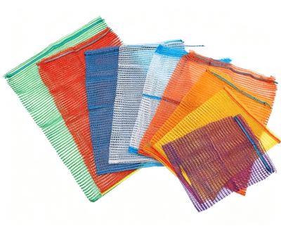 China HDPE PE Raschel Potato Mesh Bag Drawstring Plastic Net Sack For Potato Onion Garlic Vegetable Export Russia Ukraine Poland Belarus for sale