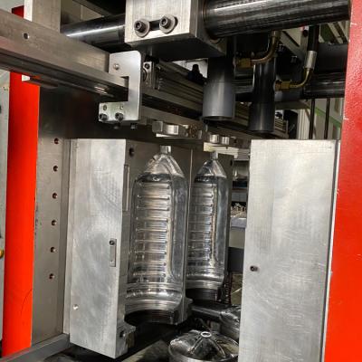 China Volledig automatische waterflessenblaasmachine voor 5L flessen Max.Flessenhoogte mm 5000 mm Te koop
