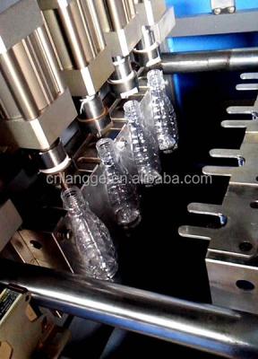 China 500 ml kleine plastic flessen maken machine met 4 holte en semi-automatische werking Te koop