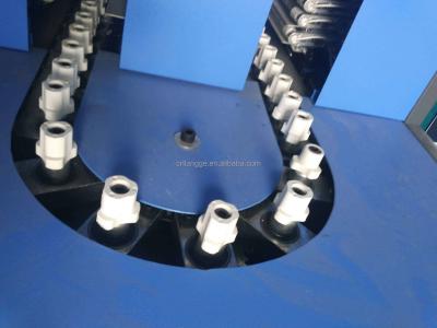 Cina Altre caratteristiche incluse 4 Mould Piccole bottiglie di plastica macchina di produzione in vendita