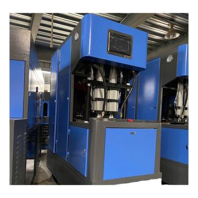 Cina Facile da utilizzare LGB-6L Smallbottle Blowing Simple Molding Machinery per l'anno 2024 in vendita