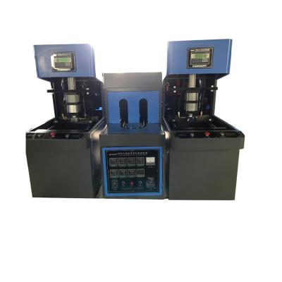 China Voedsel- en drankgewicht KG 950 KG LGB-6L PP flessen blaasgietmachine met garantie Te koop