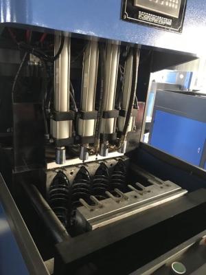 Cina Produzione di bottiglie di alto livello con DELTA PLC LGB-4-15 Durable Pe Bottle Making Machine in vendita