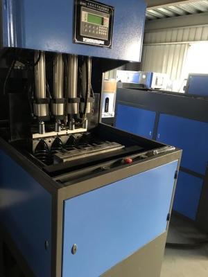 Cina Produzione di bottiglie di alto livello con DELTA PLC LGB-4-15 Durable Pe Bottle Making Machine in vendita