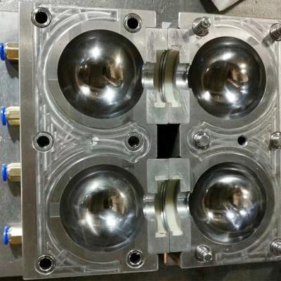 China Otimize o seu processo de produção com a máquina de moldagem de garrafas semiautomática à venda