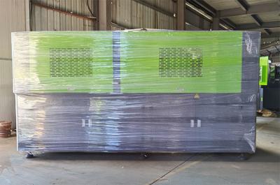 China 25kW Full Automatic PET Bottle Blowing Machine with DELTA PLC Control System for sale