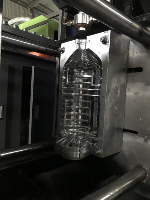 China Instalación en el campo Máquina de fabricación de botellas de agua cosmética superior LGB-10L con salida en venta
