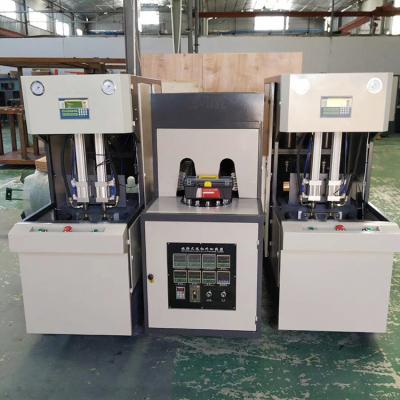 Cina Bottiglie di plastica realizzate semiautomatica PET soffiatrice 15 KW Potenza in vendita