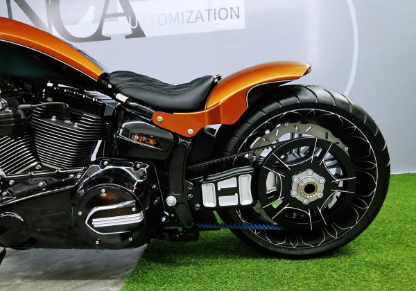 INCA SA001 Customization Motorcycle Swing Arm Fit Breakout 2013-2017
