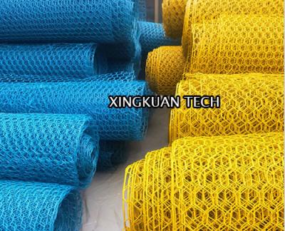 China reverse twist PVC Poultry wire netting  , Poultry Mesh Netting Hexagonal Shape for sale