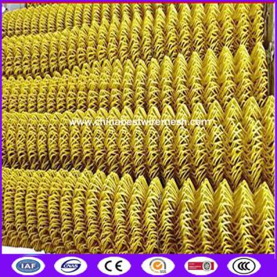 China Yellow color PVC coating 70x70mm-9gauge chain wire mesh for Playing Fields for sale