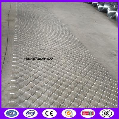 China Low cost silver color iron chain link mesh for encircling wasteland with high recycling value and easy installing for sale