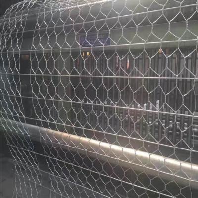 Gabion road reinforced planar grid material used for the structural reinforcement of asphalt pavements