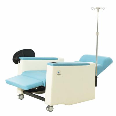 China IV Infusion Transfusion Chair Patient Recliner Chair With Adjustable Backrest And Foot for sale