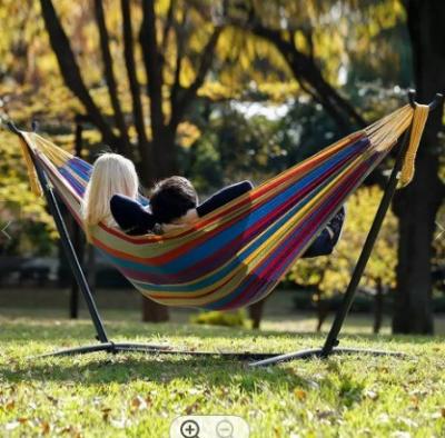 Cina 300LBS Capacità Portatile Free Standing Double Hammock Stand con stile di design moderno in vendita
