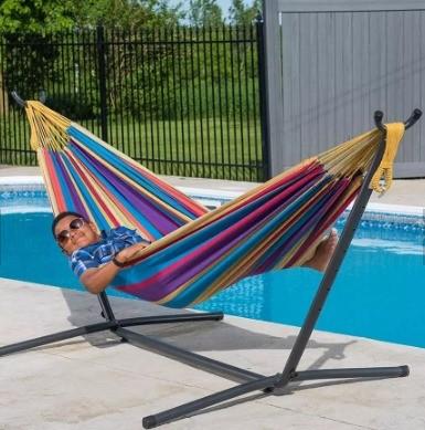 Cina 300LBS Capacità Portatile Free Standing Double Hammock Stand con stile di design moderno in vendita