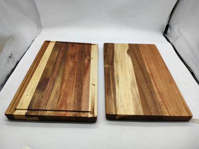 China Wooden cutting board; chopping board; fruit plate; pizza plate; wooden dinner plate. for sale