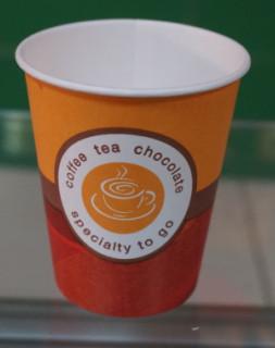 Cina 7 once con le tazze di carta a parete semplice stampate Flexo di progettazione dell'inchiostro del commestibile per caffè e tè in vendita