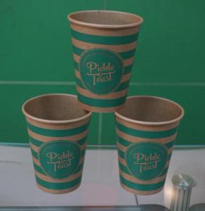 Cina Tazze riciclabili per la bibita, tazze della carta kraft di Brown Di caffè 8oz in vendita