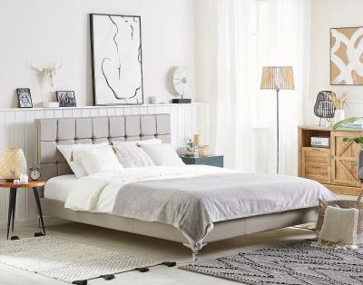 中国 Plywood Upholstered Sleigh Bed Frame Leather With Dimond Buttons Headboard 販売のため