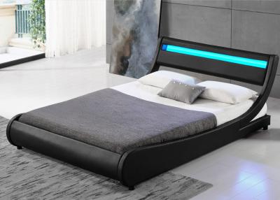 Cina Struttura ricoperta di cuoio del letto di piattaforma del Faux di dimensione della regina con la testata curva in vendita