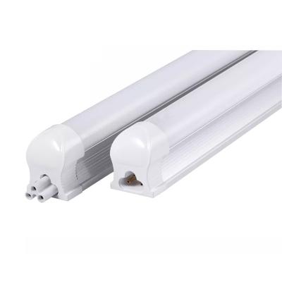 Cina il sostegno 18W della metropolitana di 1200mm LED ha integrato la metropolitana del LED per illuminazione commerciale in vendita