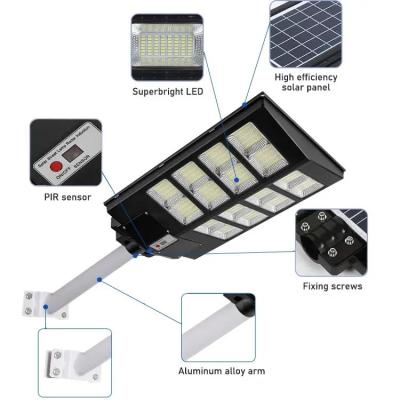Cina 300w ha integrato le iluminazioni pubbliche impermeabili principali solari di RoHS dell'iluminazione pubblica in vendita