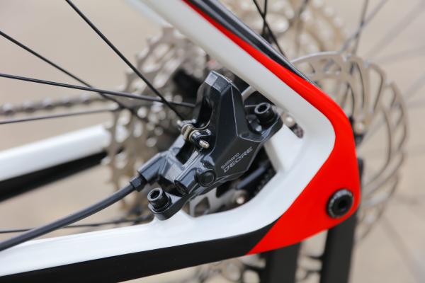Quality 350w Bafang Motor Carbon Frame Electric Bicycle With Lithium Battery And Speed for sale
