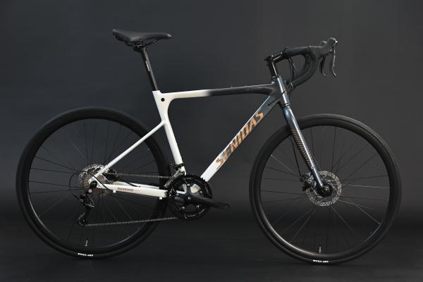 Quality Carbon Fiber Welding Road Bike 700C 2*9s 1*9s AL Frame Nice Shape AL Hub And for sale