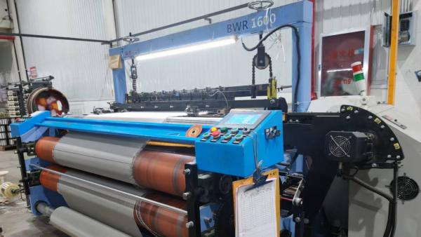 Quality CNC 1600mm Wire Mesh Weaving Loom Machine for sale