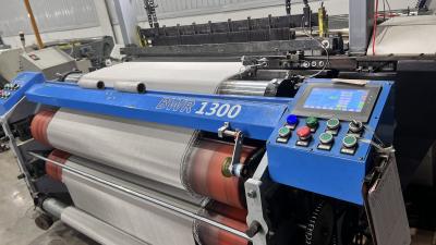 China High Speed Wire Mesh Weaving Machine Seamless 1300D for sale