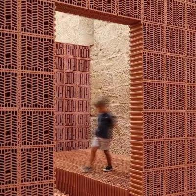 Cina Blocchetti decorativi della parete dello schermo di terracotta del fasciame sovrapposto dell'hotel dei mattoni ceramici esteriori della parete in vendita