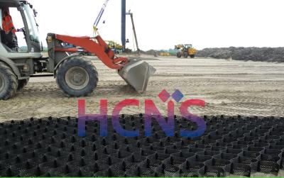 Cina Sistema 100mm di Cellweb dello stabilizzatore della ghiaia dell'HDPE per il rinforzo dell'interfaccia della base di sottopiano in vendita