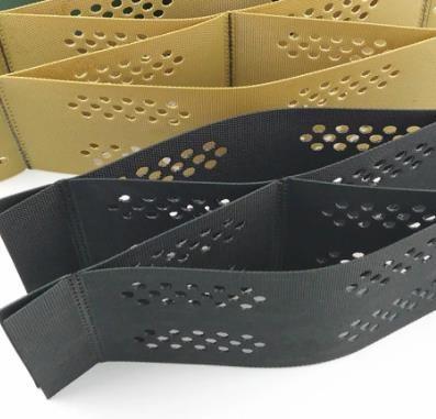 Cina Il vergine Geocell di relegazione di Geocell Geocellular dell'HDPE pende la protezione 75mm in vendita