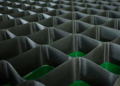 China Retaining Wall HDPE Geocell For Slope Protection Withstand Gravity Load for sale