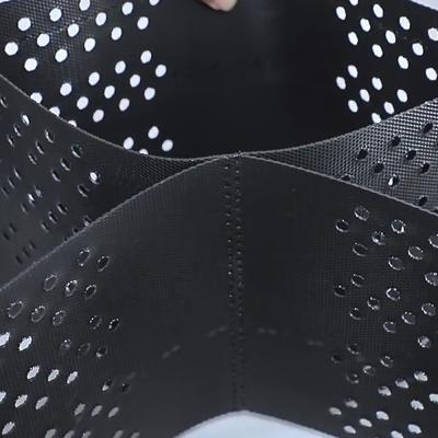 중국 1.1-1.8mm Textured / Perforated HDPE Plastic Sheet Cellular Geocell Slop Protection Geocell 판매용