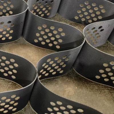 Cina Griglia di ghiaia in geocelle HDPE 50 mm ASTM Standard Tessitura di superficie liscia Geocell di plastica 100-445 in vendita