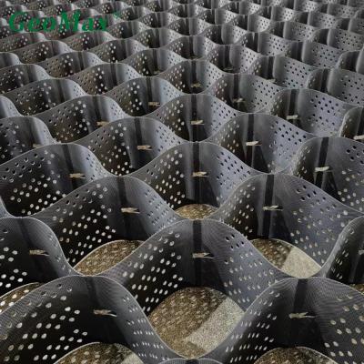Cina Soluzione geocellare di HDPE perforata perfetto con texture Superiore Supporto di carico Stabilizzazione del suolo e controllo dell'erosione in vendita
