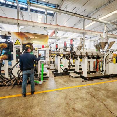 China Ultrasonic Welding Connection HDPE Geocell for Textured Perforated Surface Soil Stabilization for sale