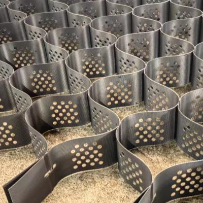 China 200mm Height Black HDPE Geocell for Highway Subgrade Stabilization 14.2kN/m Peeling Strength For High Quality for sale